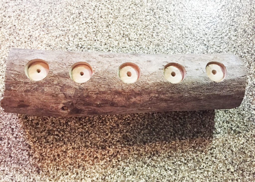 DIY log candle holder - a little kooky